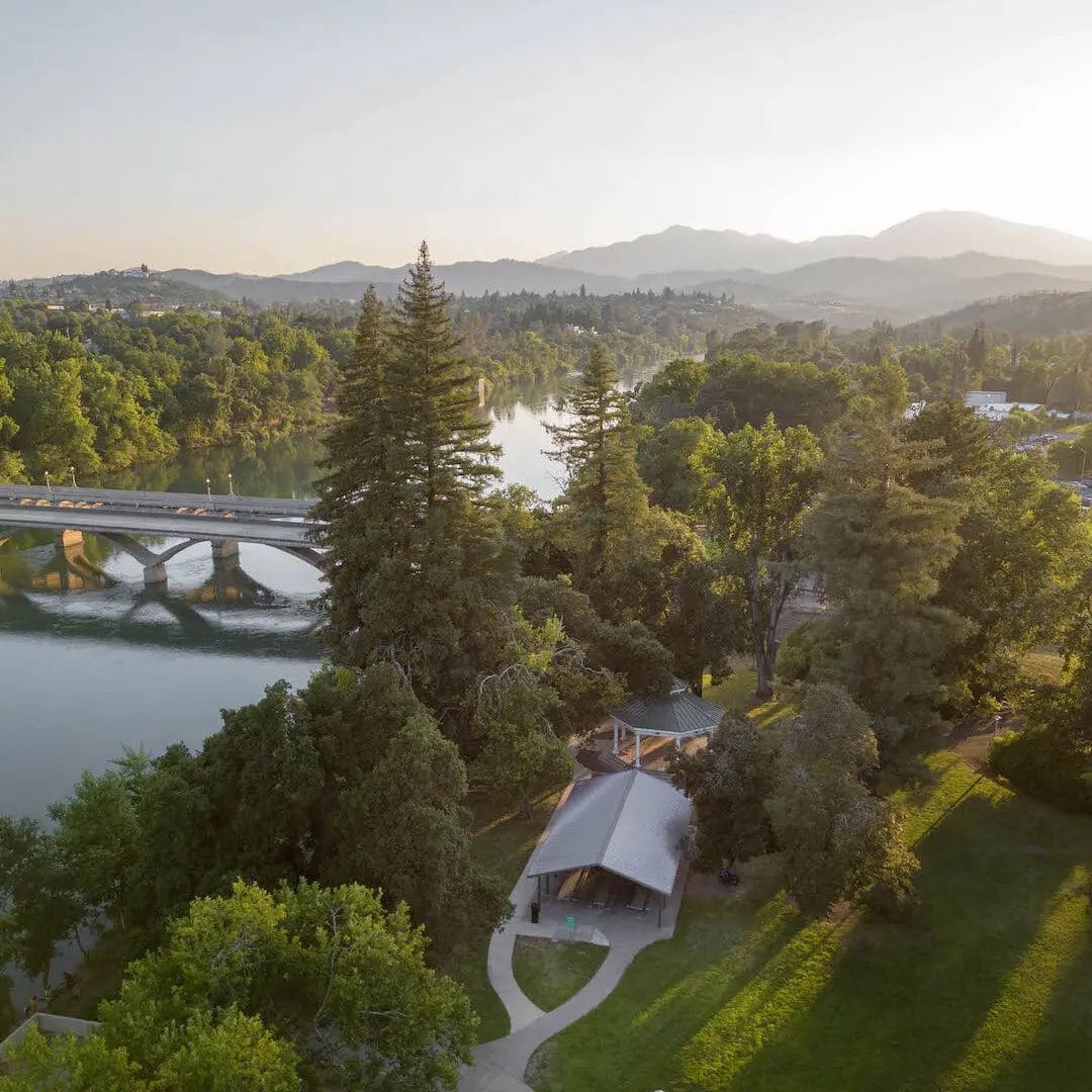 REDDING HOLIDAY EVENTS GUIDE 2025 | VISIT REDDING